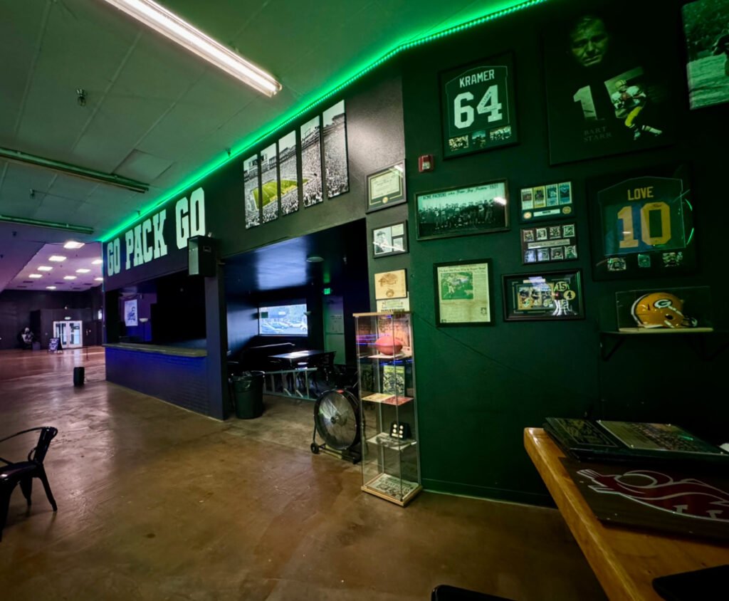 Tee Time | Washington’s Largest Indoor Mini Golf